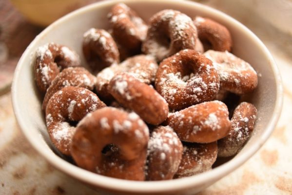 How to Make Homemade Mini-Doughnuts - Avenue Calgary
