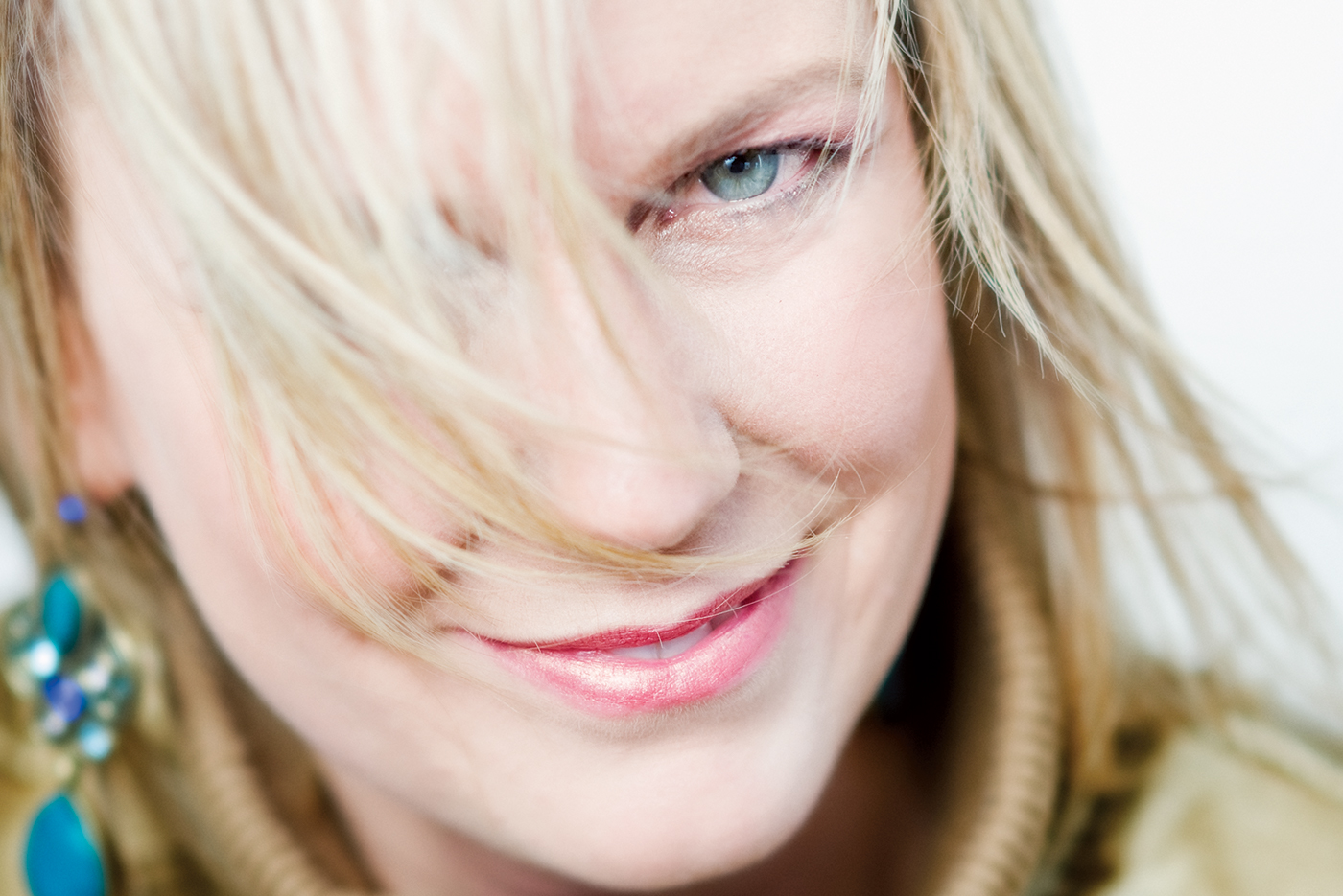 Buffy St-Amand - Avenue Calgary