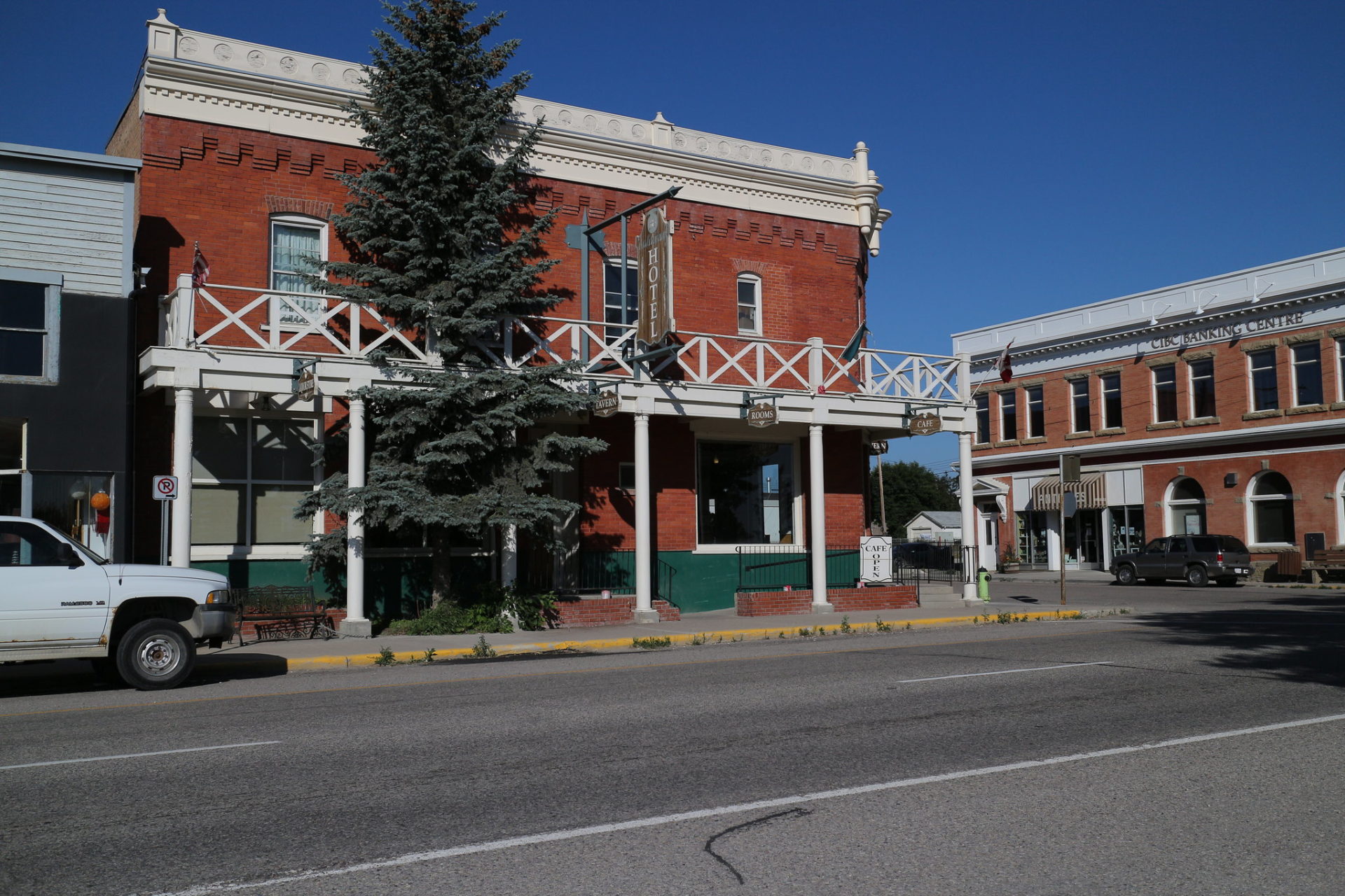 What to Do on a Day Trip to Nanton - Avenue Calgary
