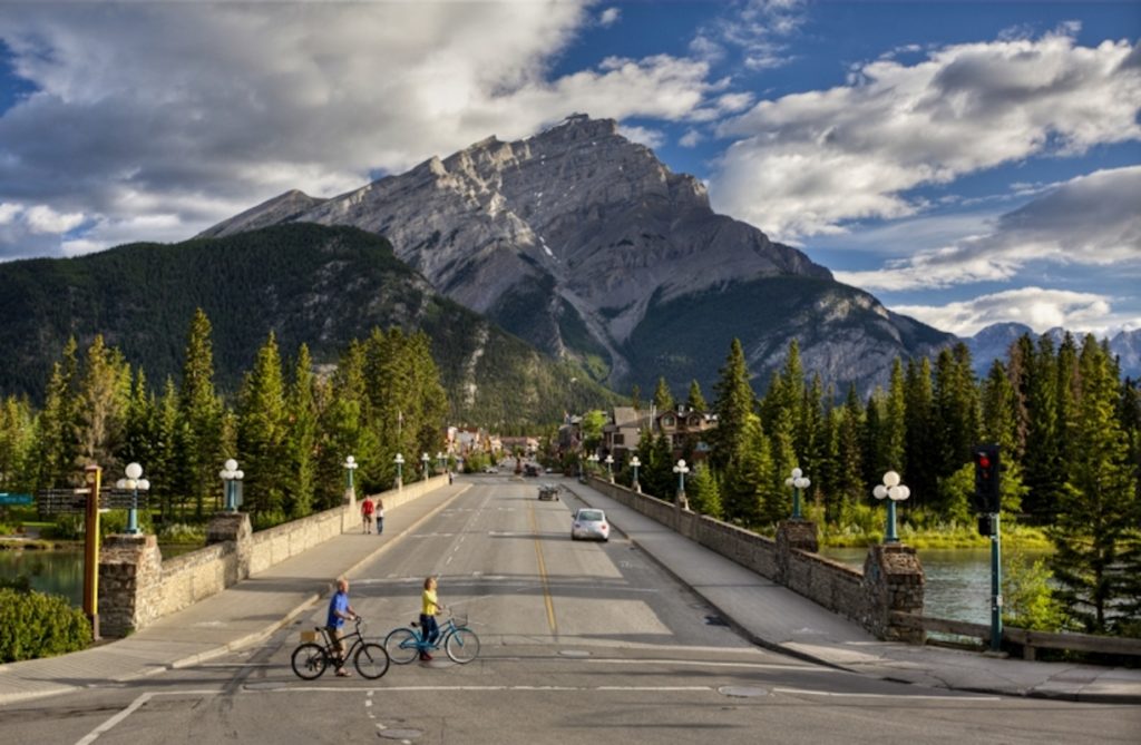 15 Day Trips to Alberta Small Towns Within Three(ish) Hours of Calgary ...