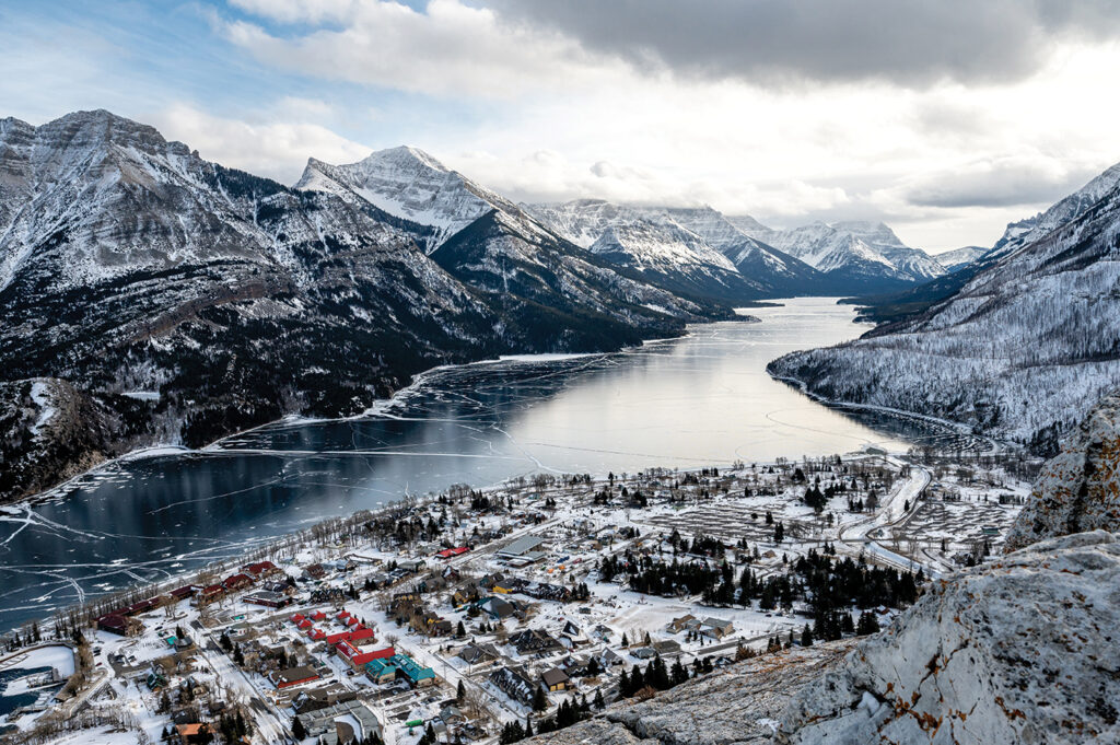 Winter Walks with Photo Ops in the Mountains - Avenue Calgary