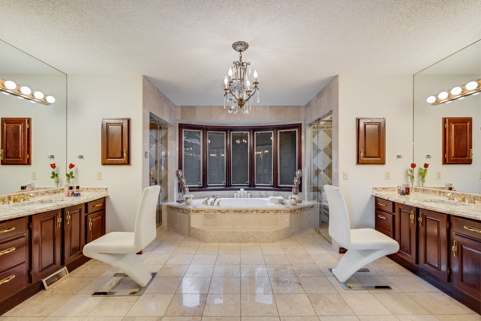 Property of the Week: A Castleridge Home with an In-Ground Pool ...