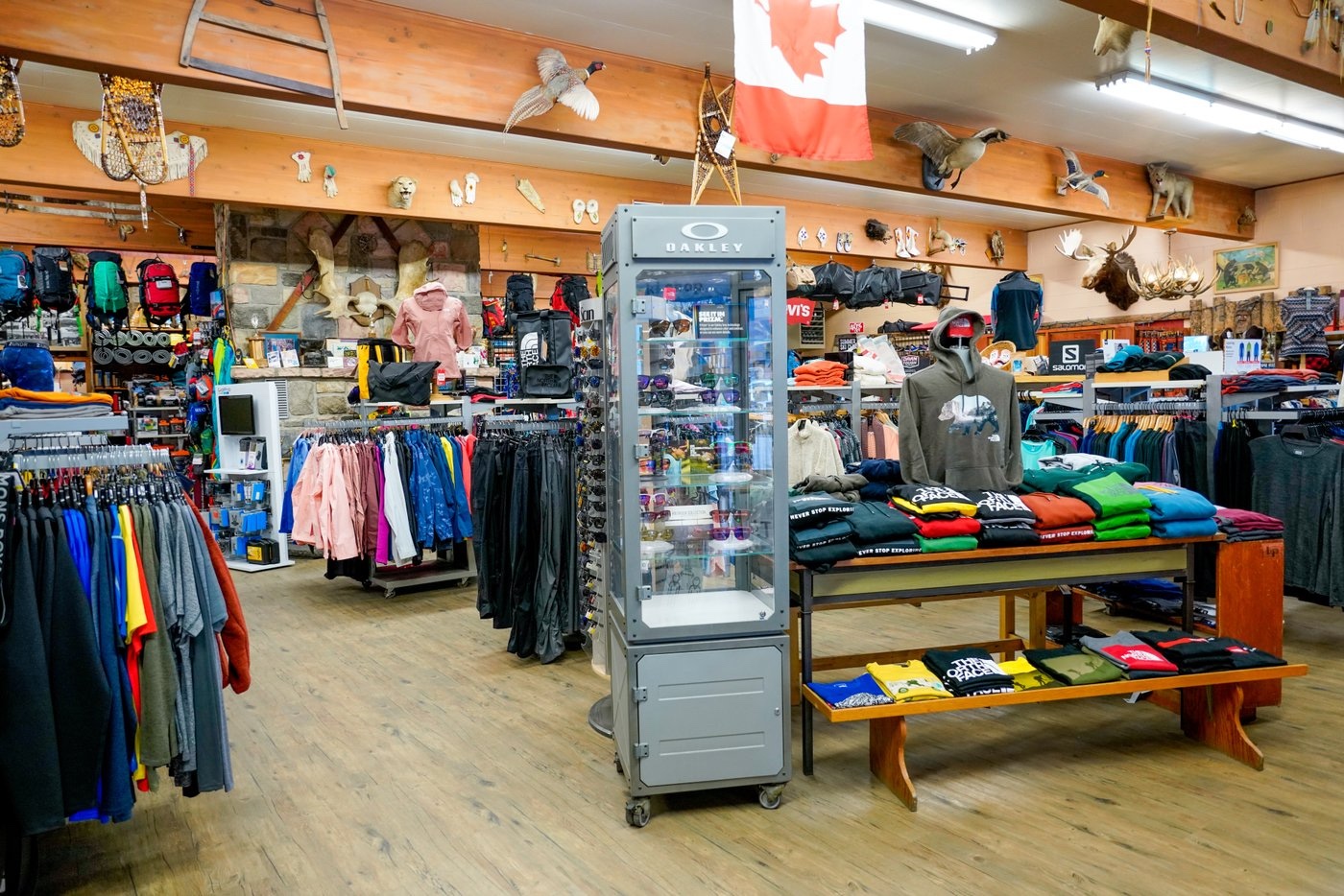 Best Retail Stores in Jasper National Park - Avenue Calgary