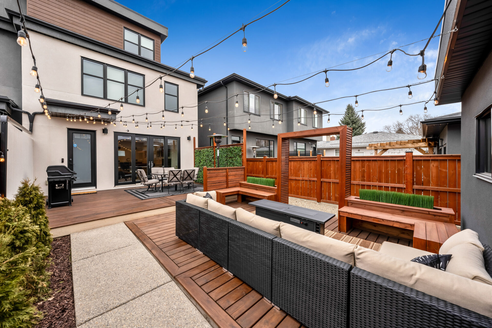 Homes & Real Estate - Avenue Calgary